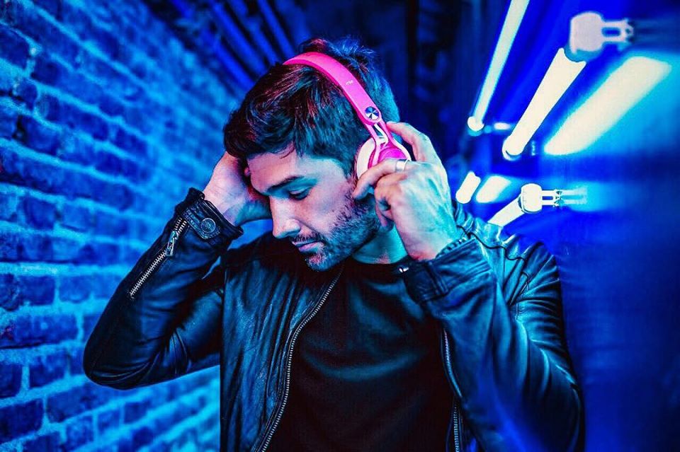 Contratar Dj Meme Bouquet (011-4740-4843) o al (011-2055-4218 ...